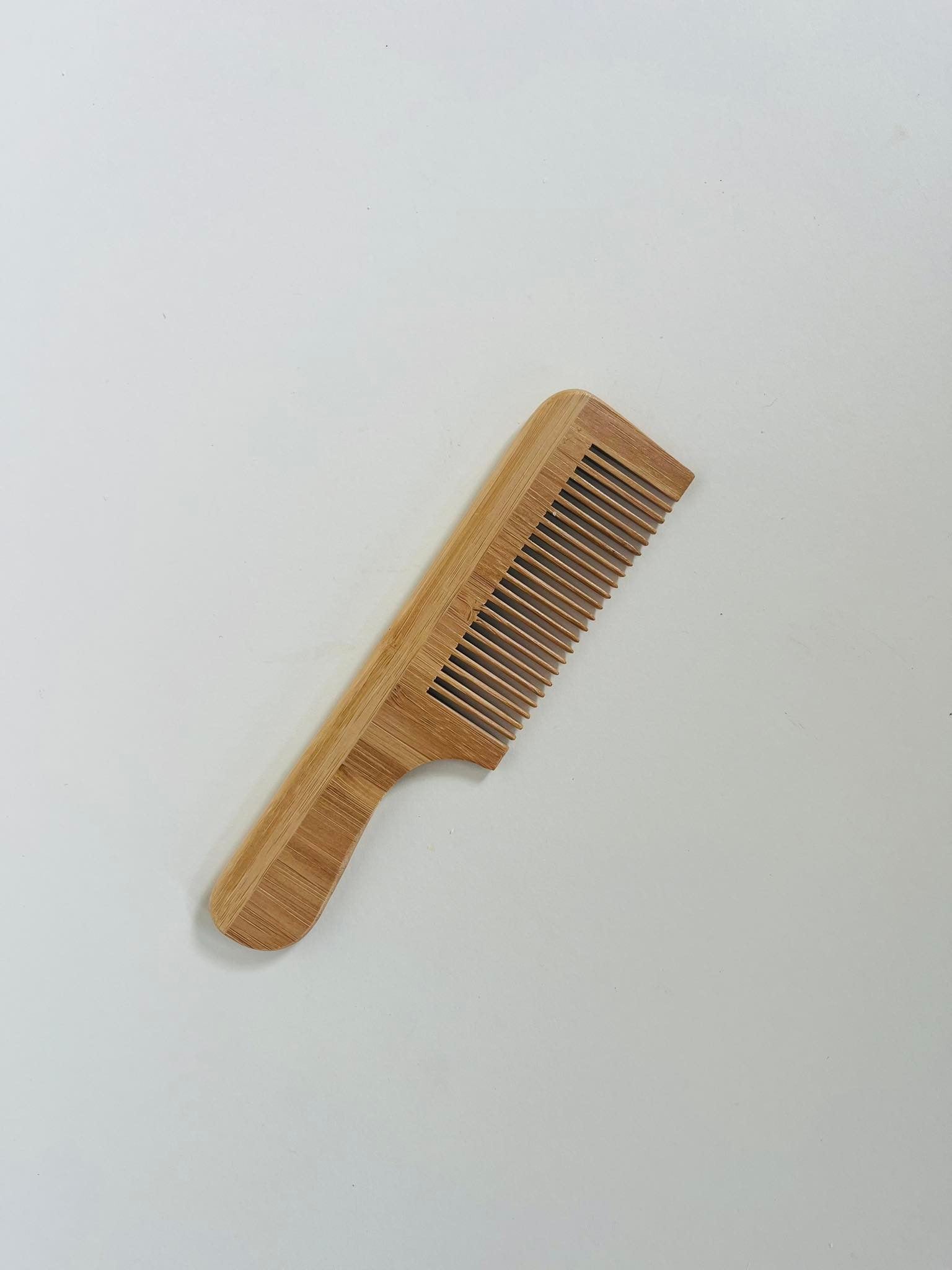 Wooden Comb | Natural Detangling Hair Comb | Janni Bars
